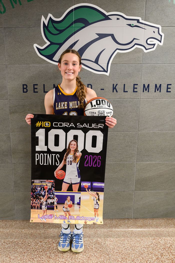 Sauer hits 1,000 points in game