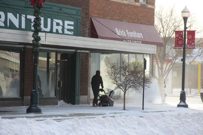 Update: Interstate 35 reopens; blizzard drops 6 inches of snow on Albe...