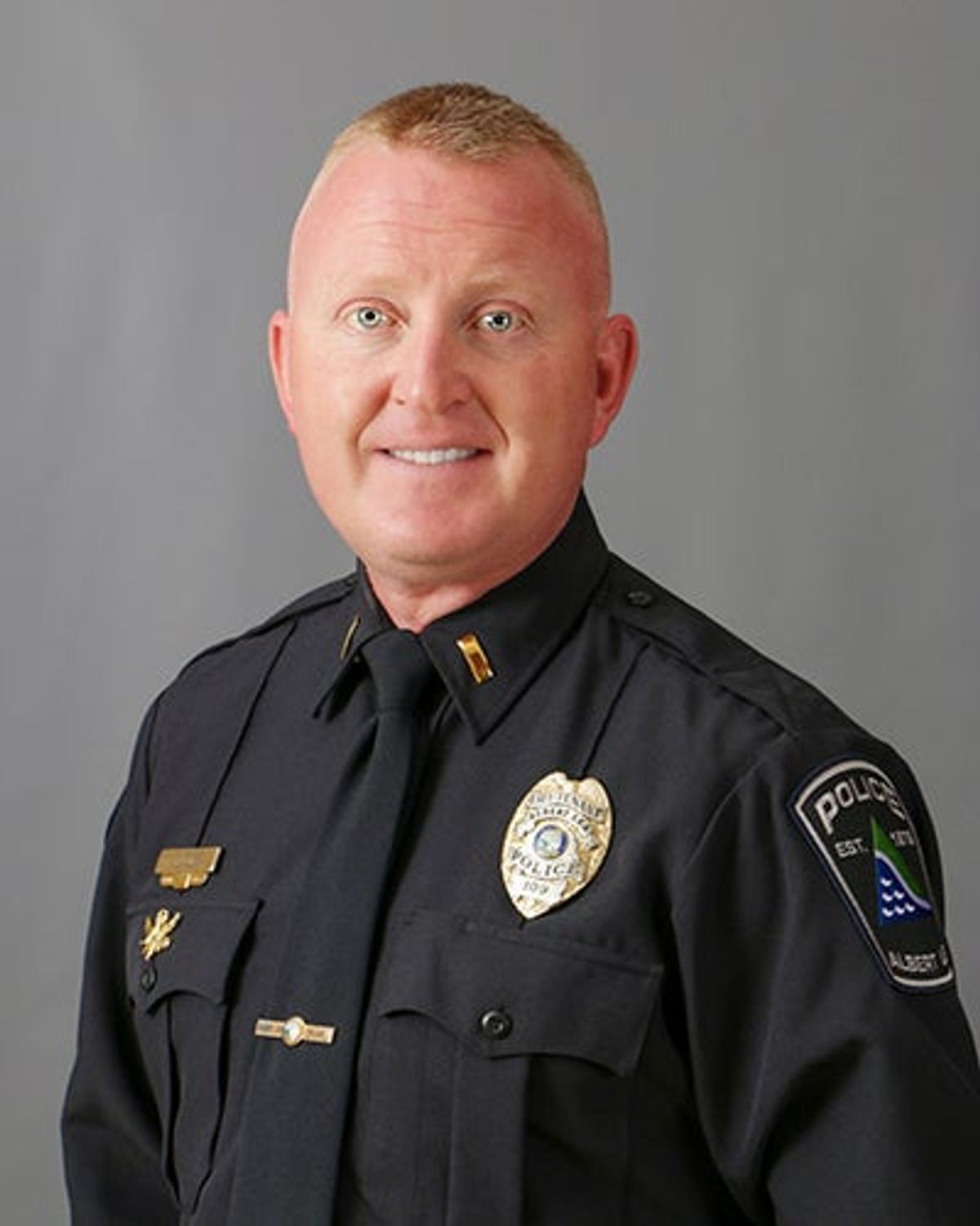 ALPD lieutenant recognized for his work as SWAT commander