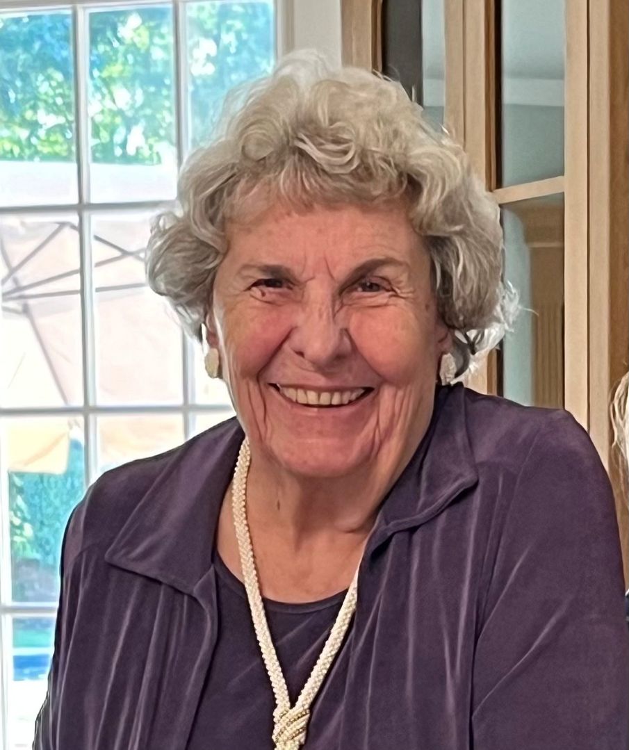 Nadiene Carrie (Dale) Olson