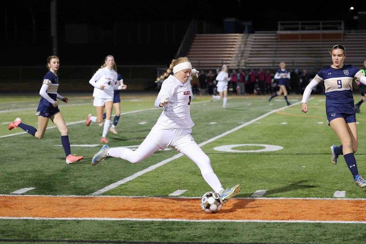 Albert Lea girls' soccer team falls to defending state champ...