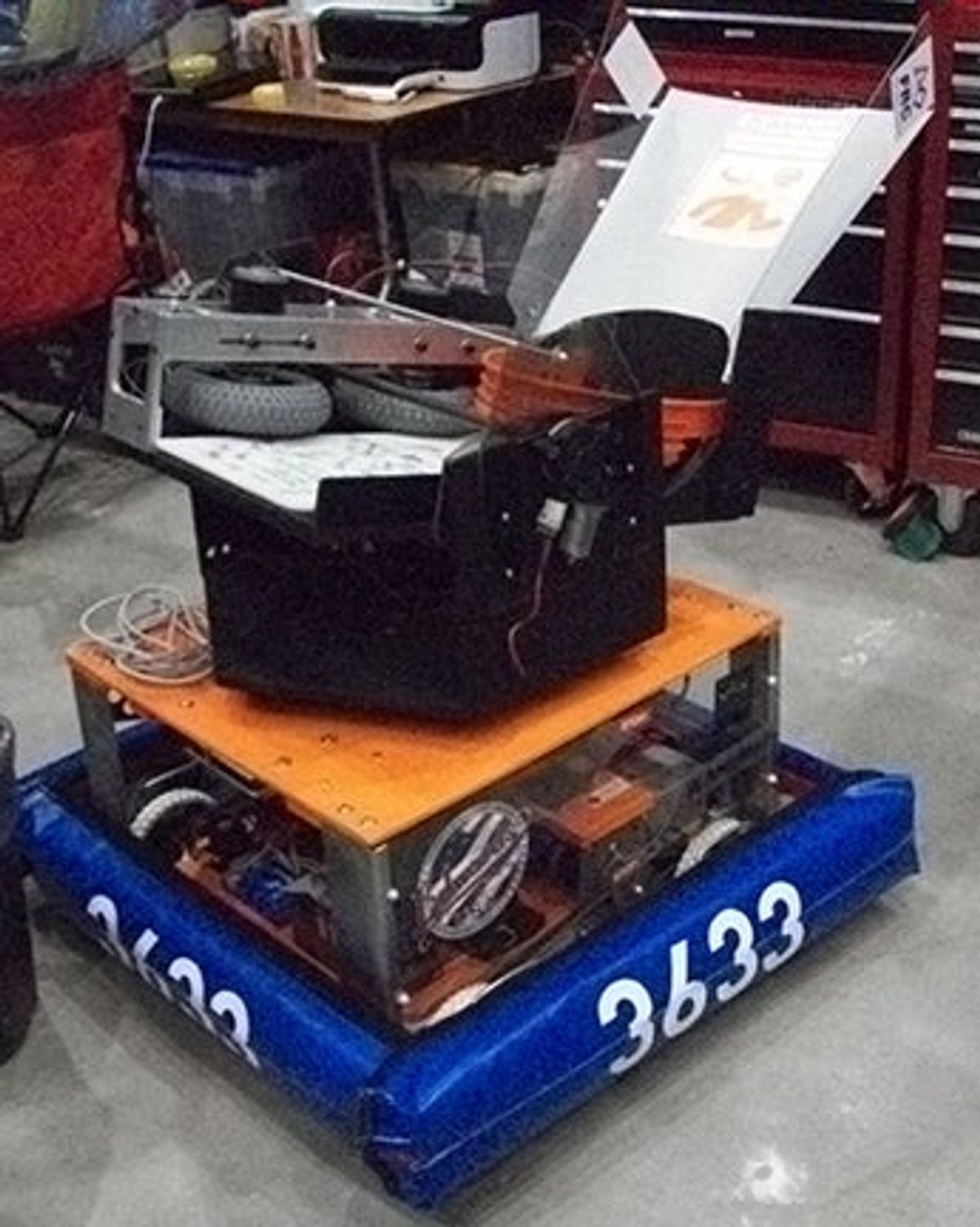 Robotics team wins design award