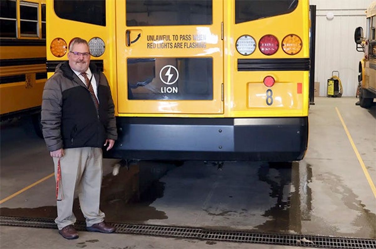 Minnesota schools testing electric buses find benefits and b...