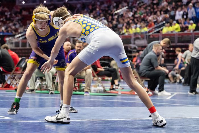 Brandenburg wins state title and breaks school win record