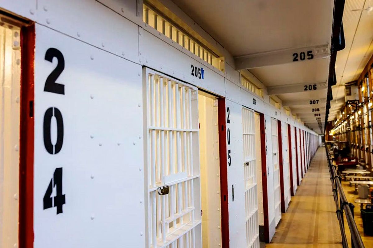 Department of Corrections expands online applications for vi...
