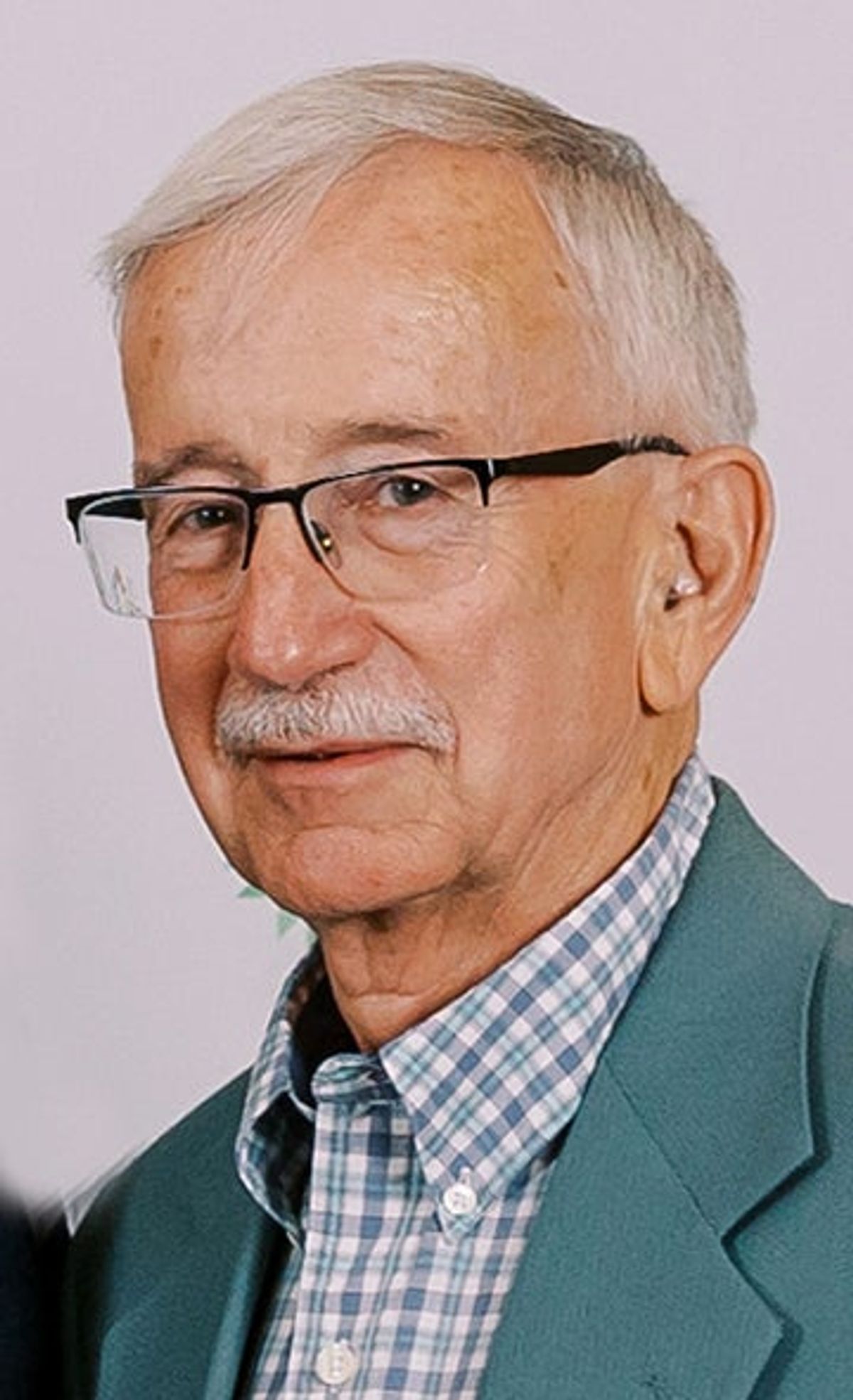Bright receives Governor's Medallion Award