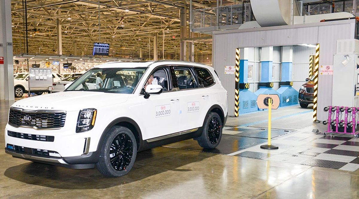 Kia Motors Manufacturing Georgia makes 3 millionth vehicle in West Poi...