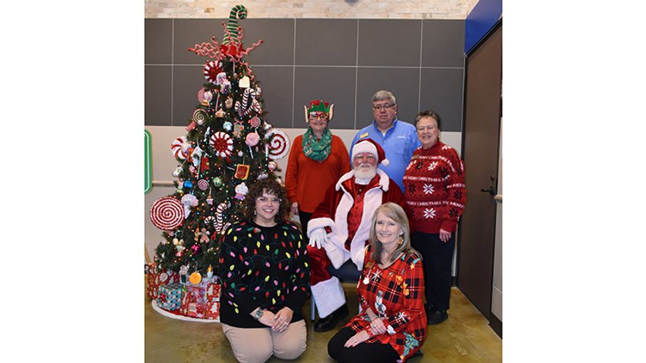 Christmas joy fills Alabama Welcome Center