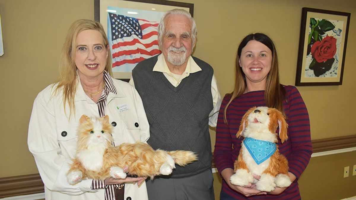 Robotic therapy pet visits Valley Park Manor