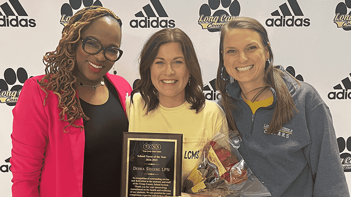 Dedra "DD" Siggers Named TCSS School Nurse of the Year