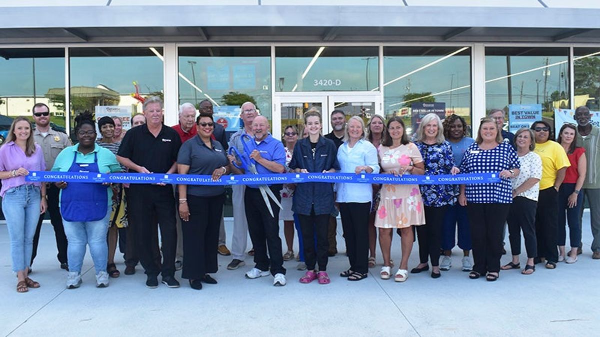 PetSense officially opens in Valley