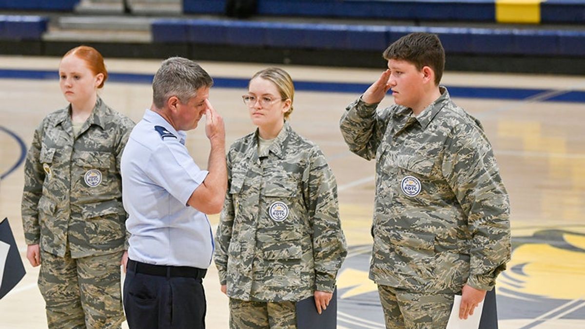 Air Force JROTC director honors Troup High cadets