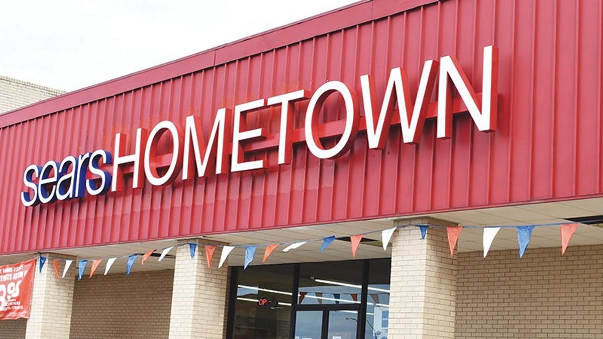 Valley Sears Hometown to close