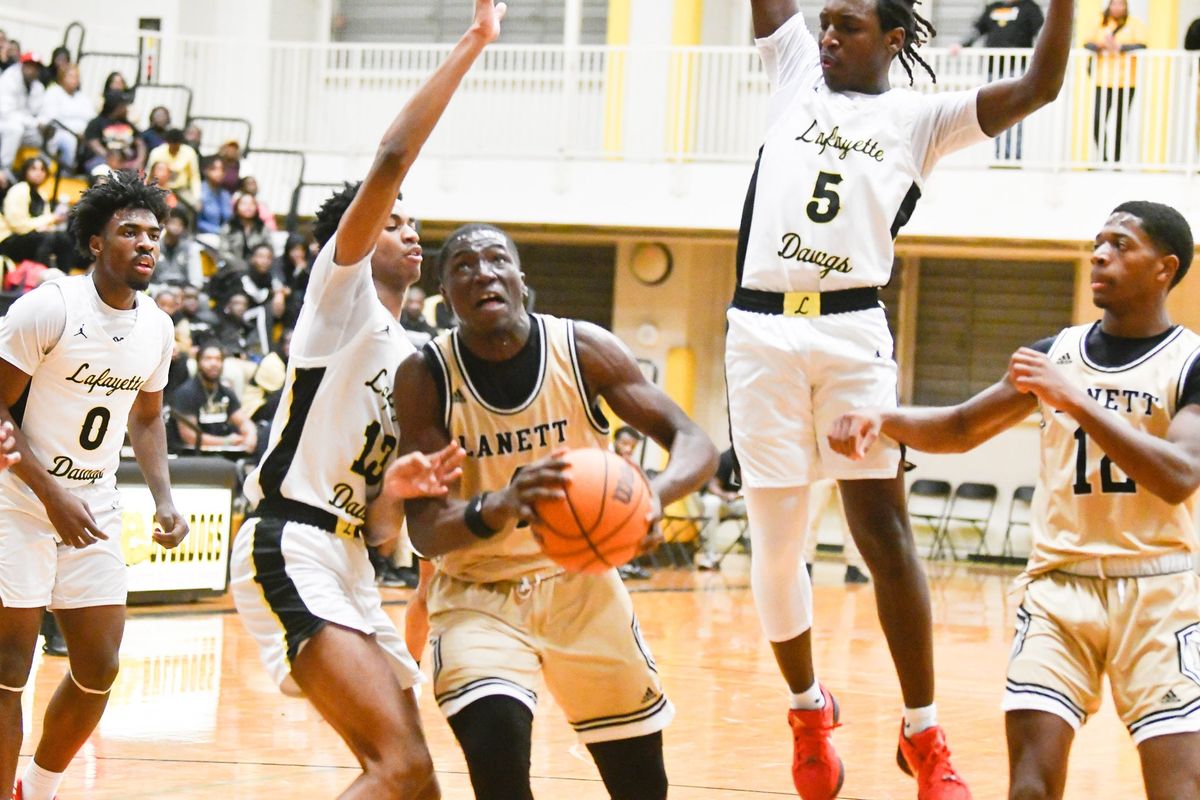Bulldogs beat Panthers in Friday night triller