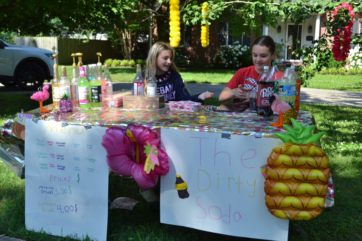 Best friends swap lemonade for dirty soda with summer stand ...