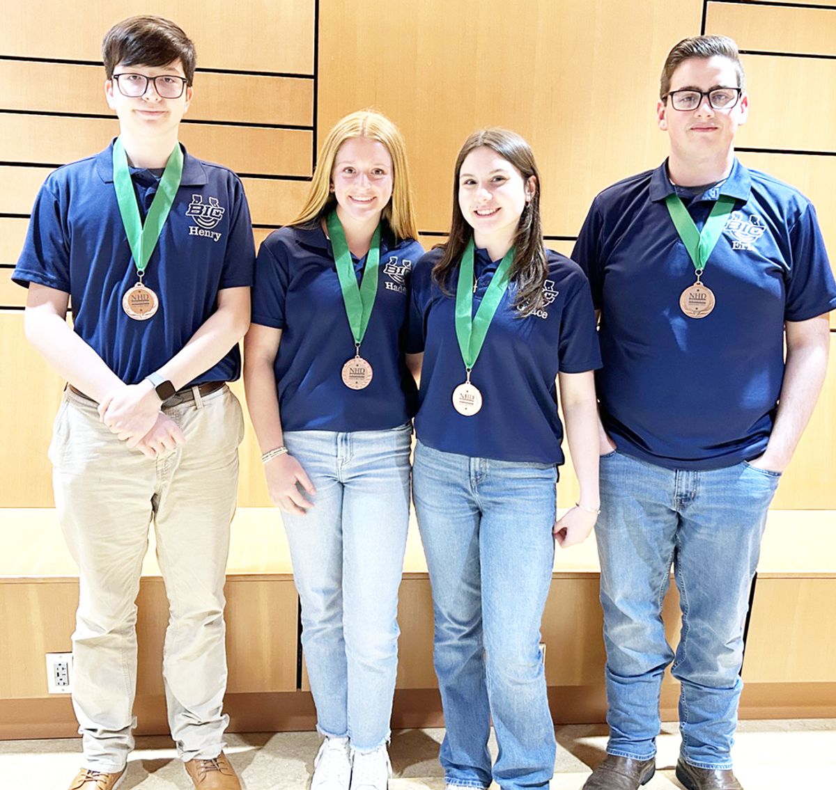 BIC history team advances to nationals with Supreme Court rights proje...