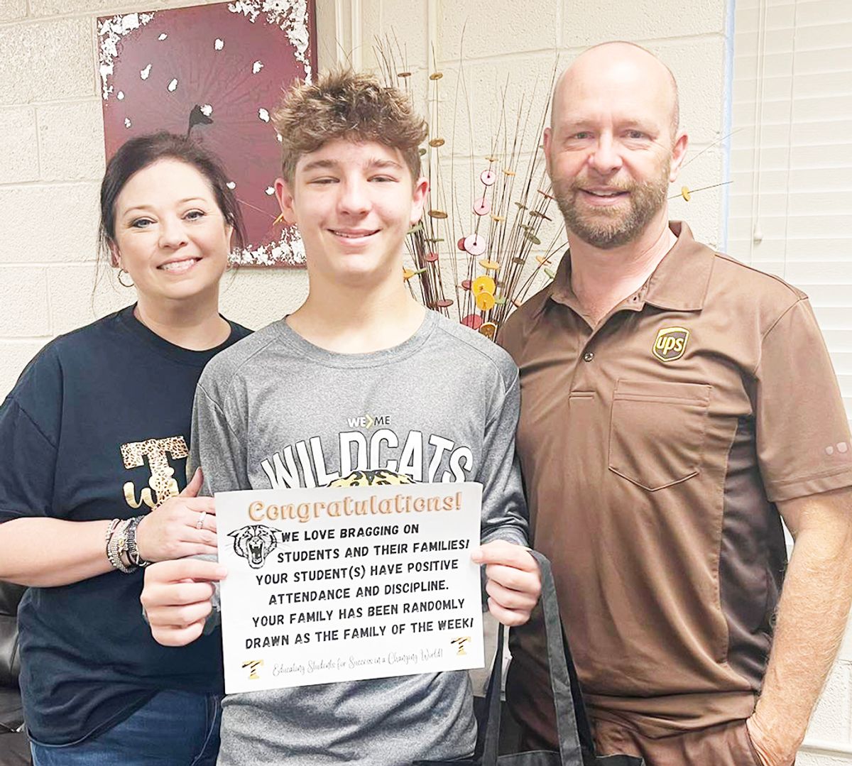 Trumann High School honors Lawson Penter and family as Family of the W...