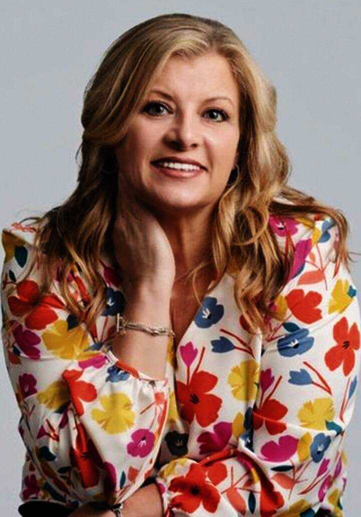 White named Alumni Honoree