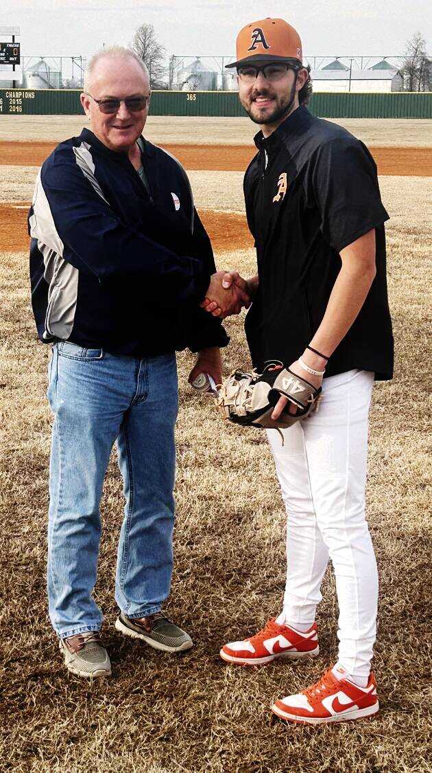 Armorel Tigers honor Charlie Brown