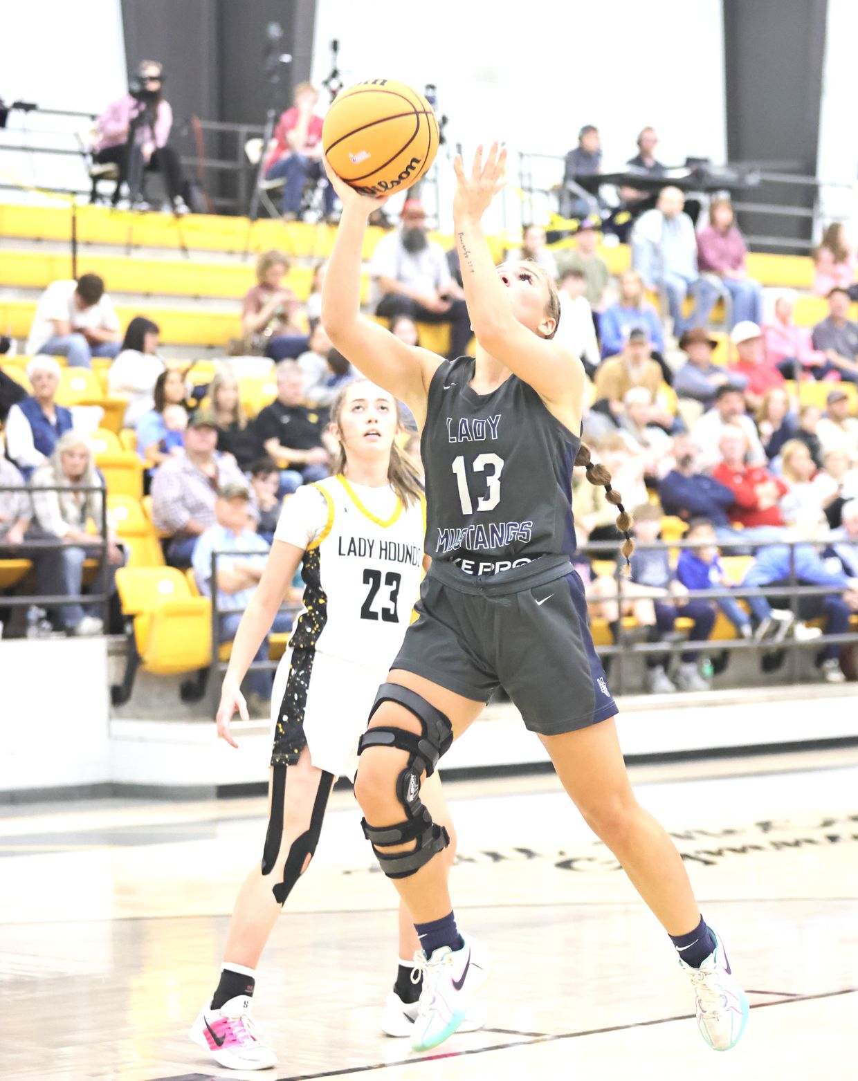 2A at Sloan-Hendrix: Lady Mustangs fall to Sloan-Hendrix in quarter-fi...