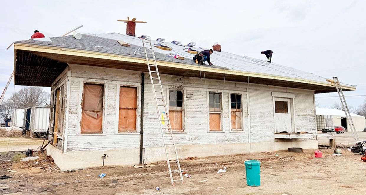 Leachville Beautification Commission secures historic train depot in l...