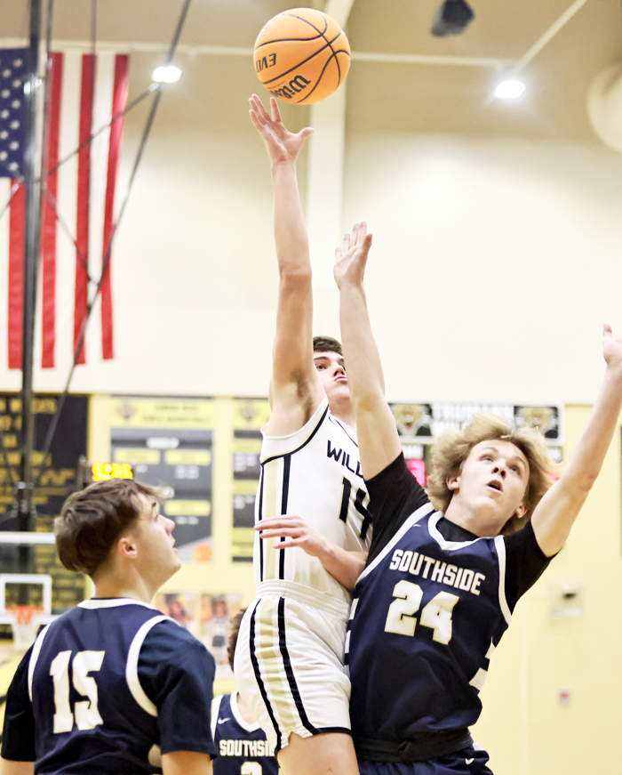 Wildcats fall 67-61 to Southside in conference action