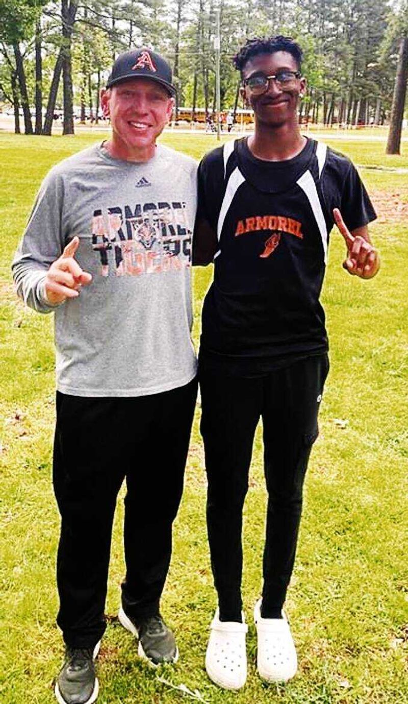 Williams wins state in 400m for second year