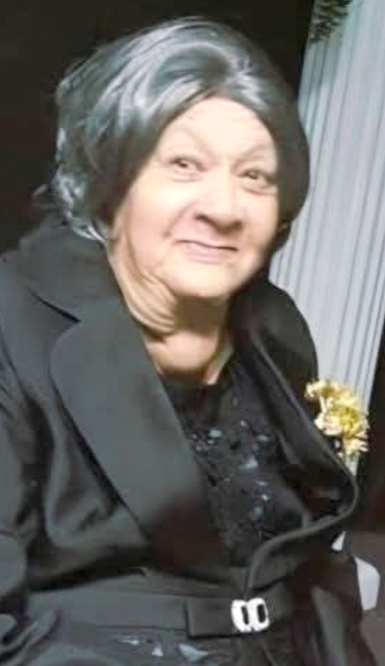 Elnora Bell