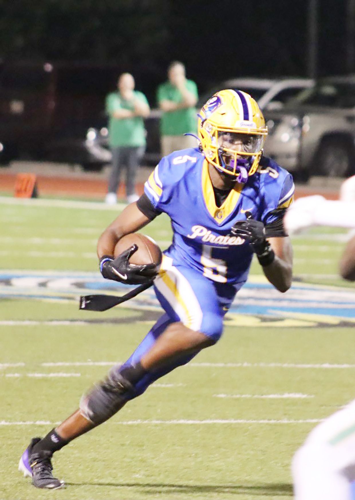 Wood, Pirates run past GCT 40-26