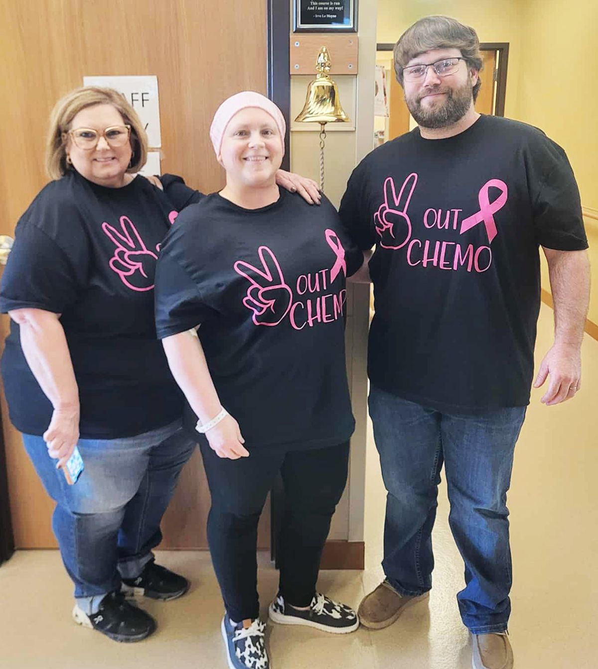 Diagnosed with stage 3C breast cancer at 39, Amy Jeffers shares her jo...