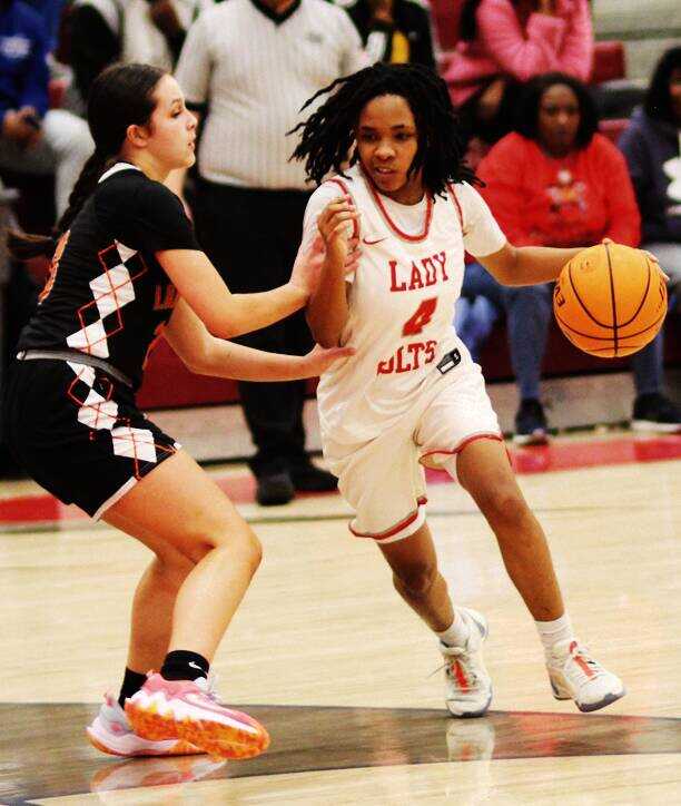 Lady Colts dominate in rout of Harrisburg