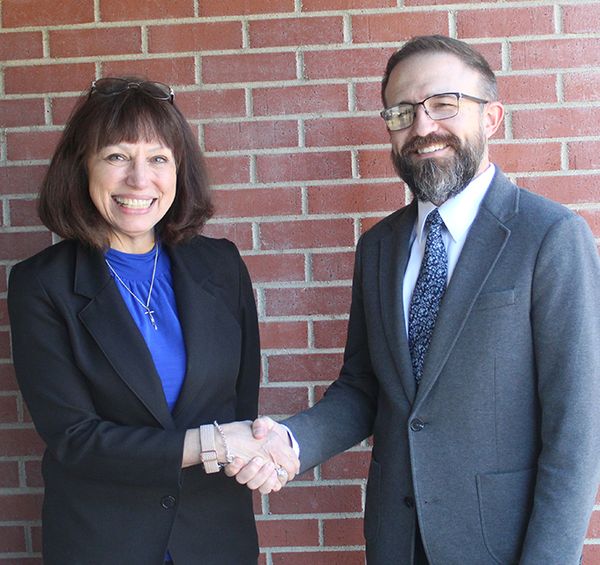 Dr. Thomas Nix joins Smith Eye Center