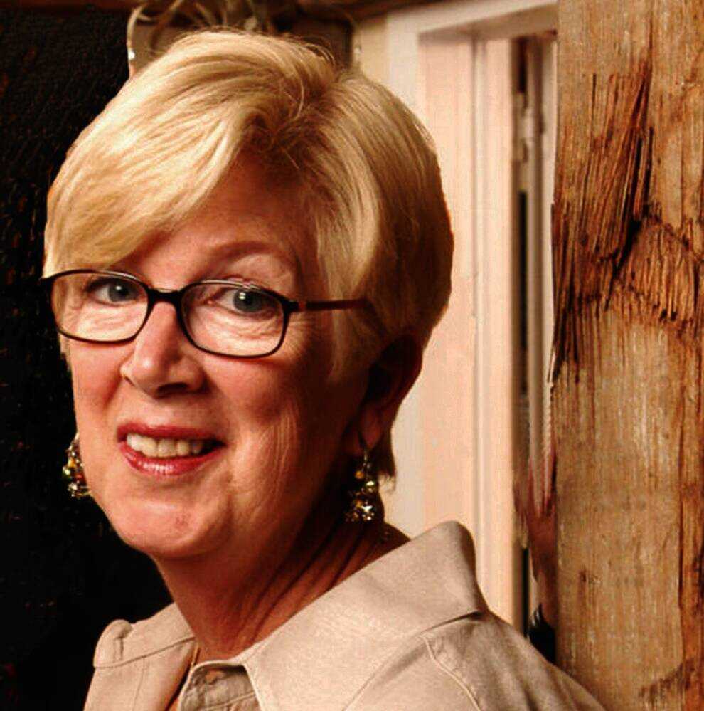 CIA Spy to share stories onstage