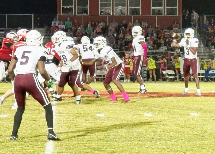 Chicks improve to 3-1 on season Blytheville Chickasaws 26, Westside Wa...