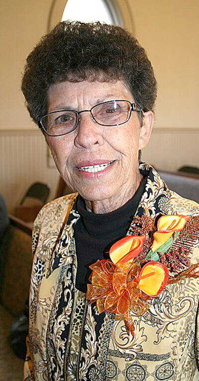 Edna Mae Booth Qualls