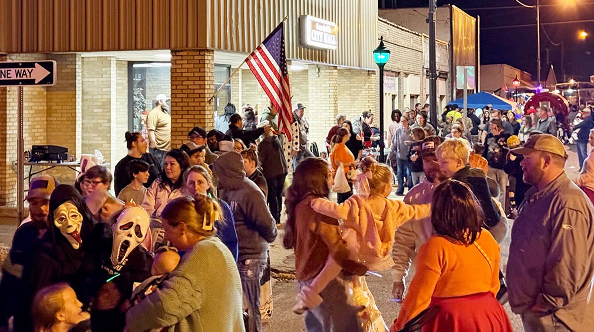 Leachville Halloween Haunts on Main draws a large crowd