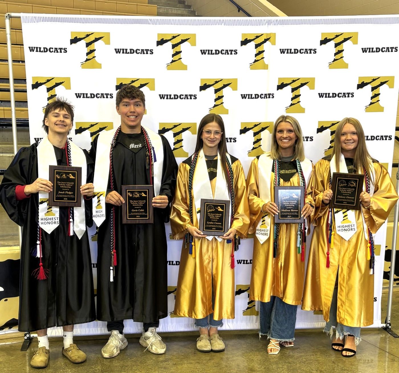 Janet Schmidt Scholar Athletes Scholarship
