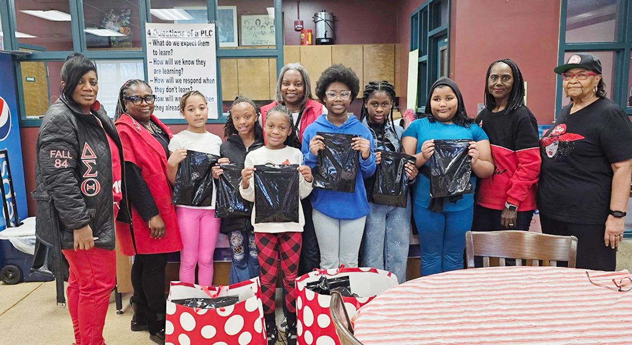 Delta Sigma Theta alumnae deliver hygiene kits to girls across Mississ...
