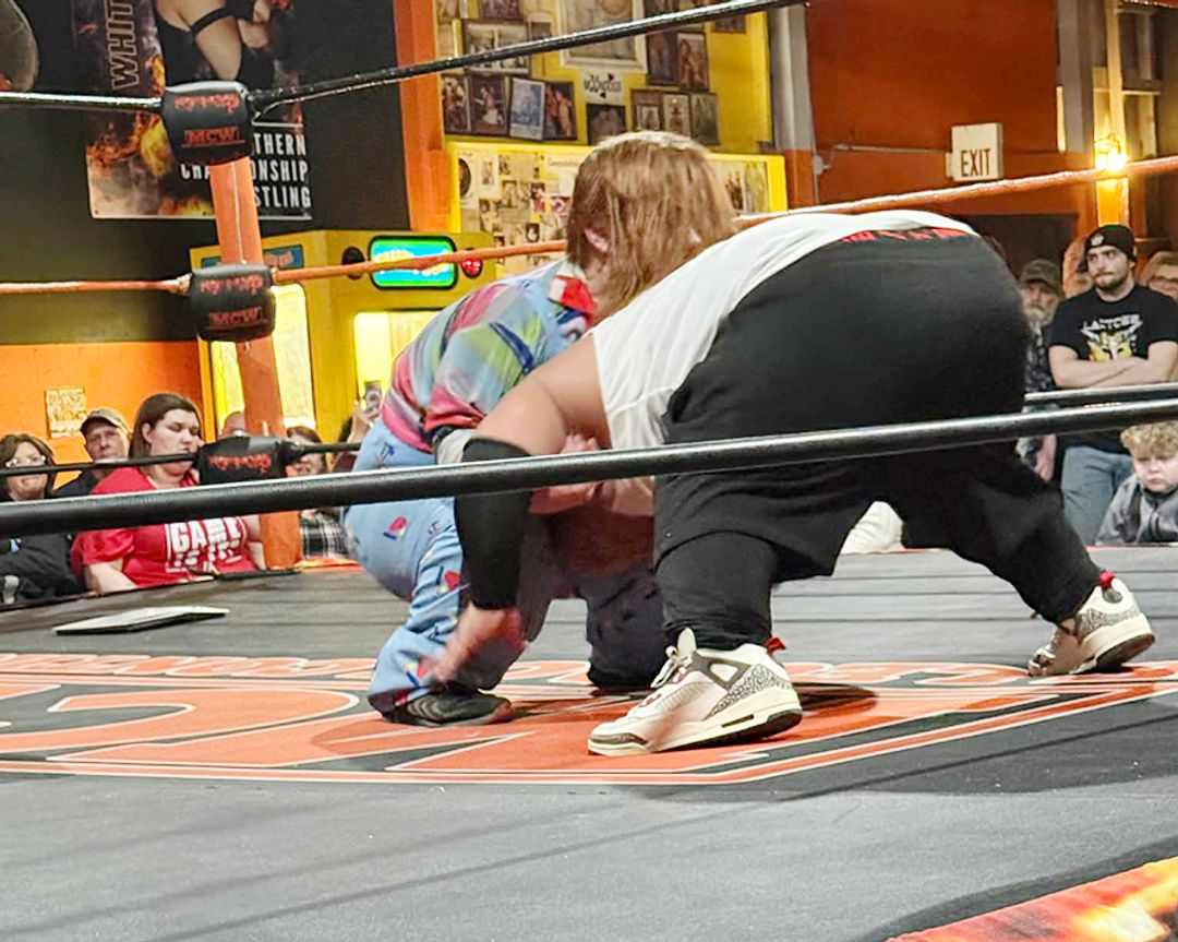 Little Mania Wrestling draws standing-room-only crowd