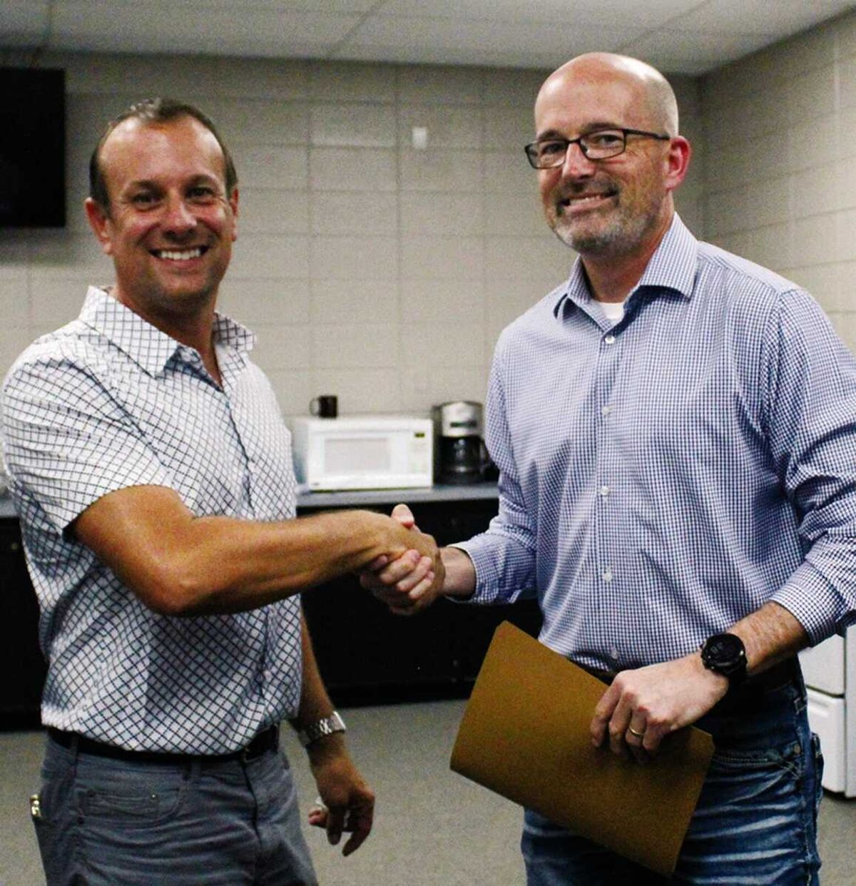 Manila board elects officers for the coming year