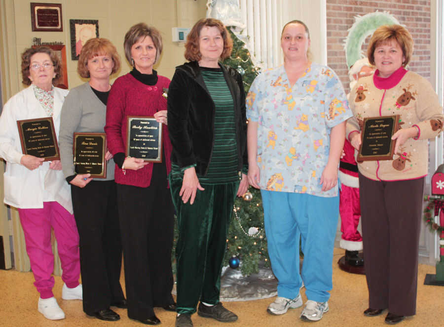 Monette Manor honors staff