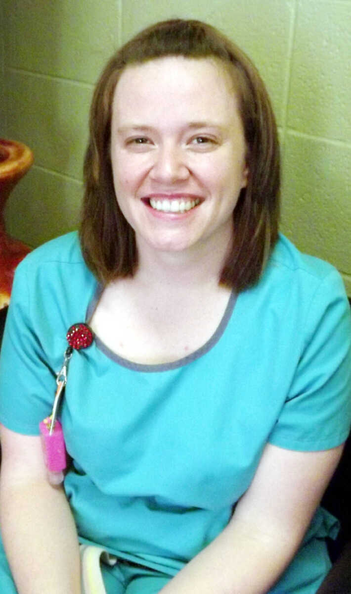 Amy Thomas named Monette Manor Employee of the Month