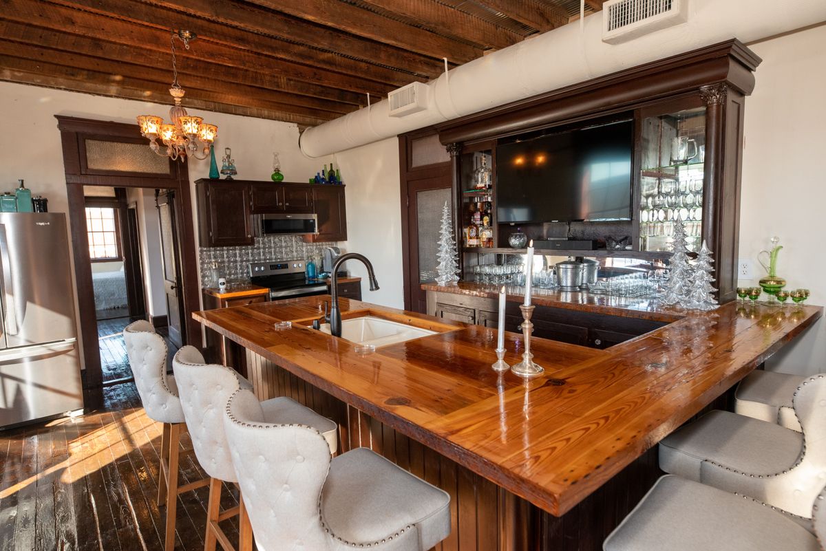 Upstairs life: Couple creates apartment above store