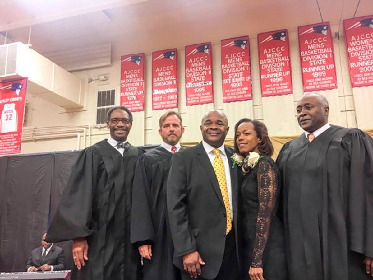 Jimmy Nunn sworn in as Dallas County Probate Judge