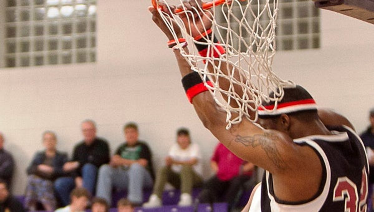 Comedy-based basketball team to bring fun for Selma families
