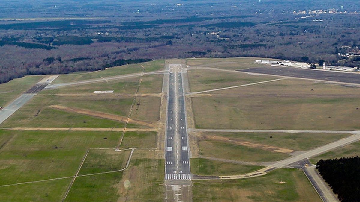 Craig Field receives $550K grant from FAA