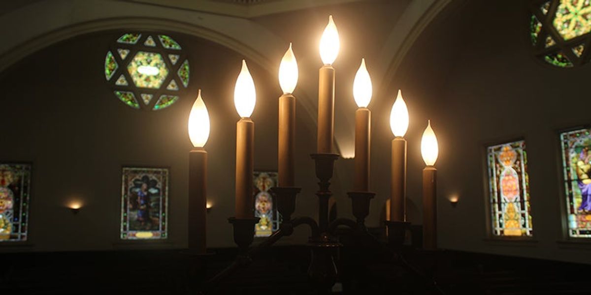 Small congregation keeps Temple Mishkan Israel alive