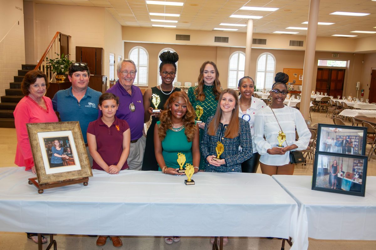 Top scholars honored: Rotary Club announces scholarship winn...
