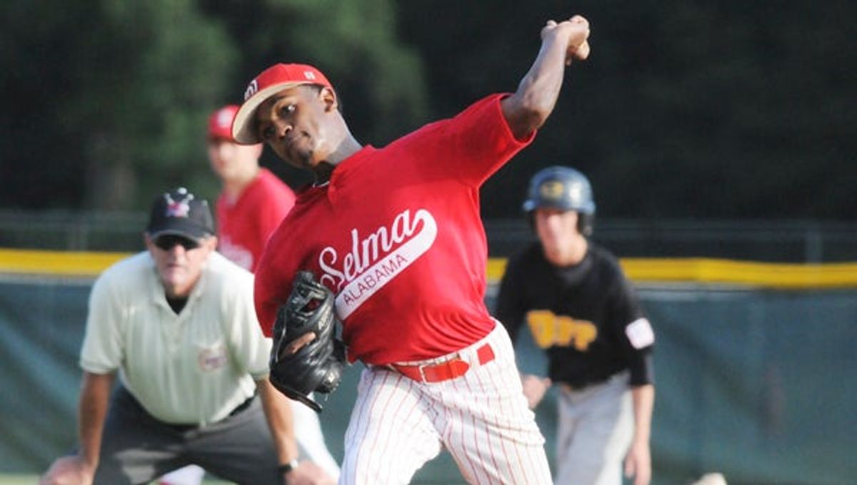 Selma loses to Opp, out of state tournament