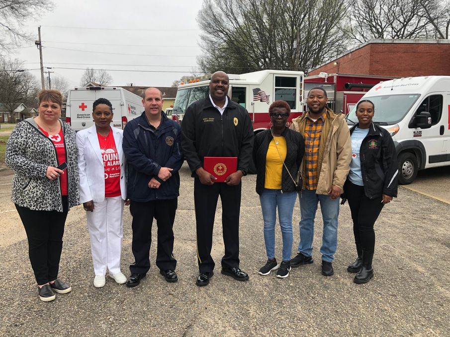 Selma Fire Department, Red Cross installed smoke alarms in Ward 7